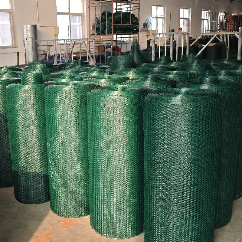 Heavy Duty PVC Coated Wire Fencing with Rust Resistance